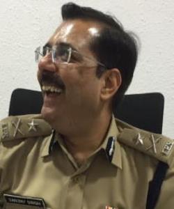 Witness in the Corridors